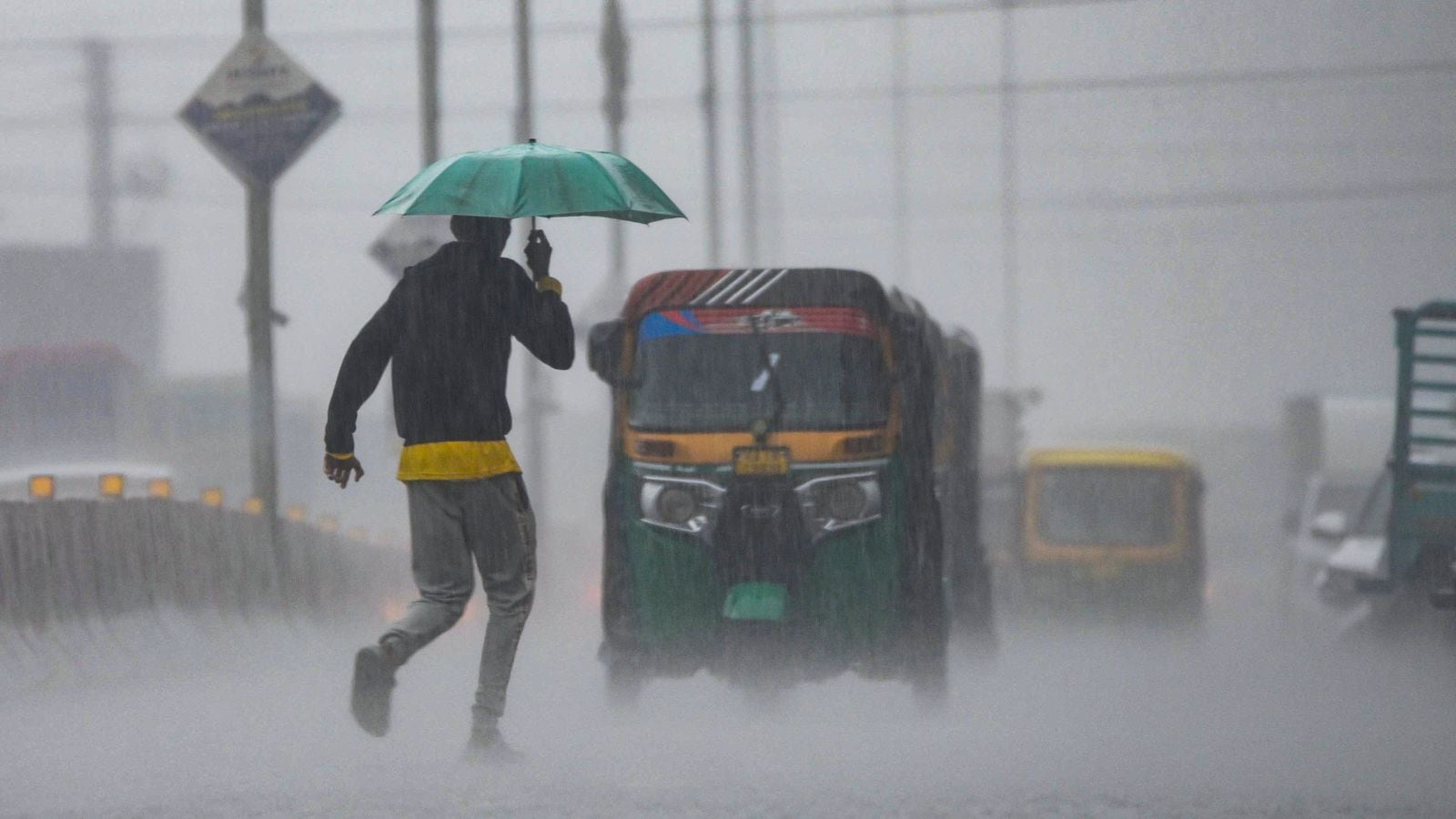IMD predicts rain in peninsular, Northeast India; thundersqualls likely ...
