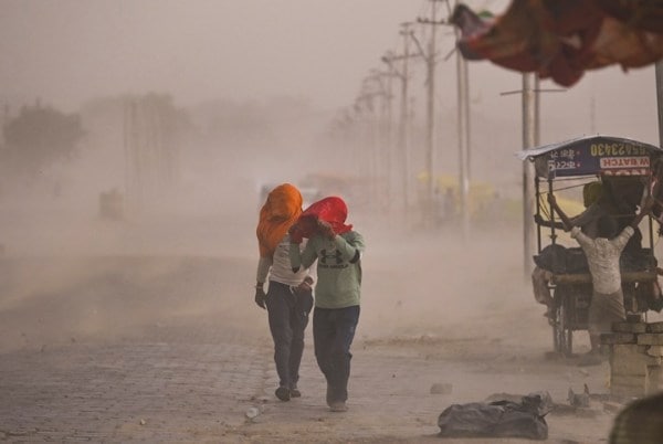 UP Andhi Storms Explained: Why Thunderstorms Turned Deadly This Time