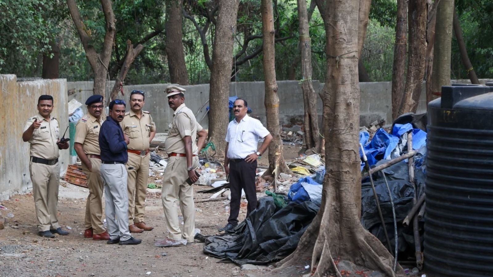 BMC razes dargah, adjoining structures in Aarey anti-encroachment drive ...