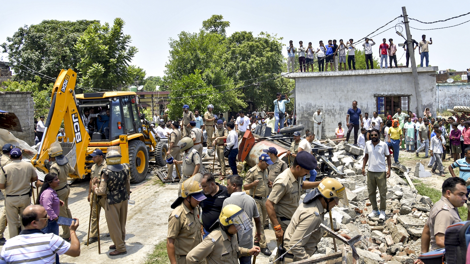 Communal tensions rise in Dehradun as water dispute between neighbours ...