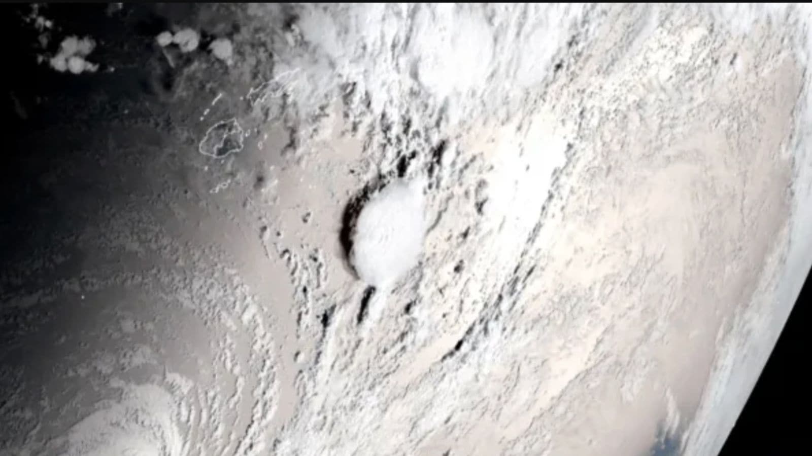 Powerful Tonga volcano eruption may hold clues to destroying methane ...