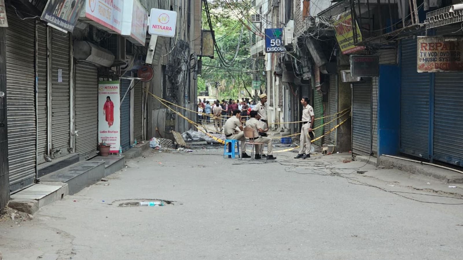 ‘They shut the hotel and left’: Panic grips Delhi’s Hauz Rani after ...
