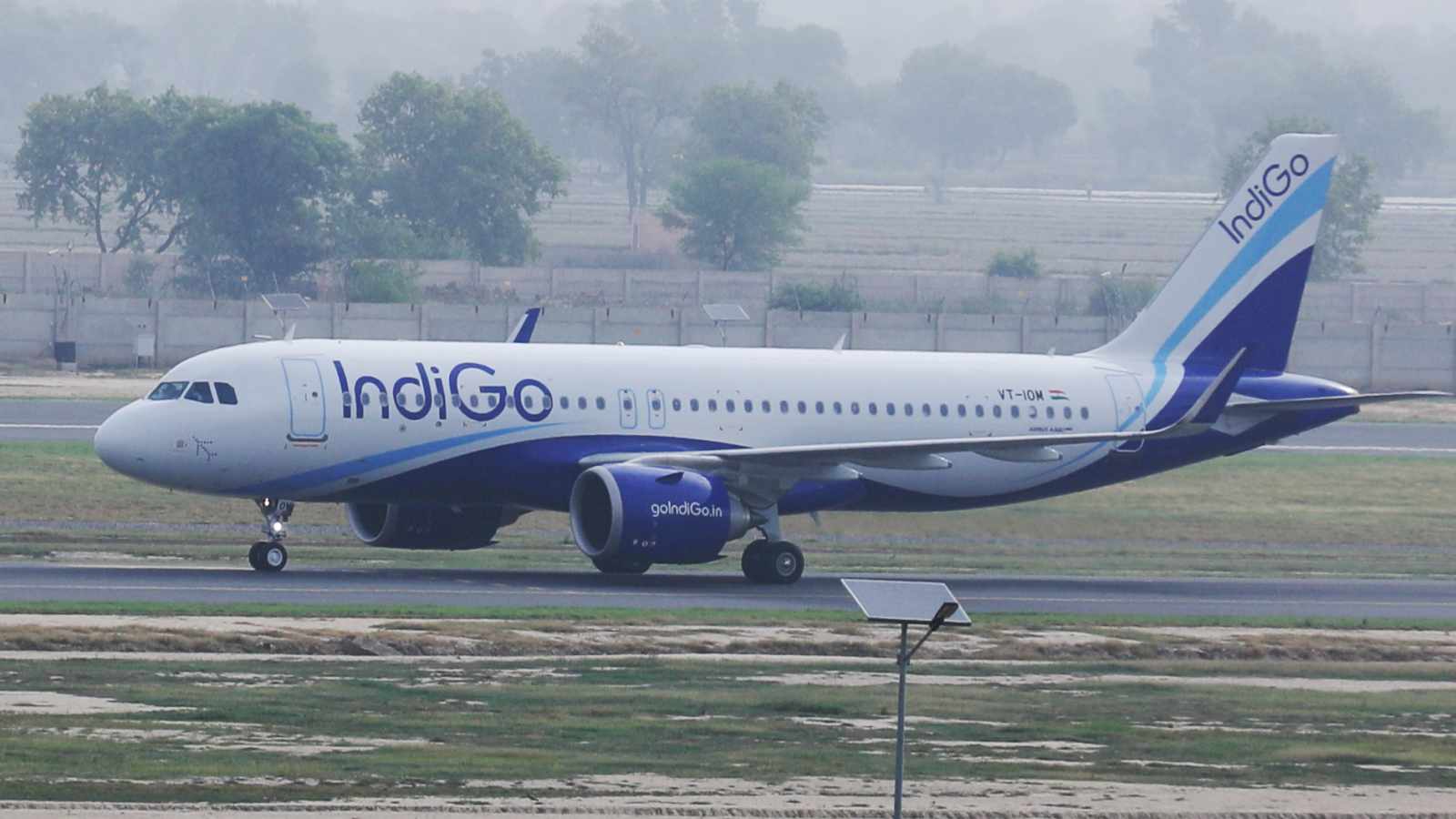Noida Airport opens: First commerical flight lands at Jewar | Delhi ...