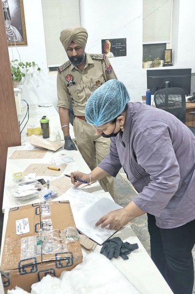 ‘One-sided obsession’: Man walks into Mohali office, stabs woman ...
